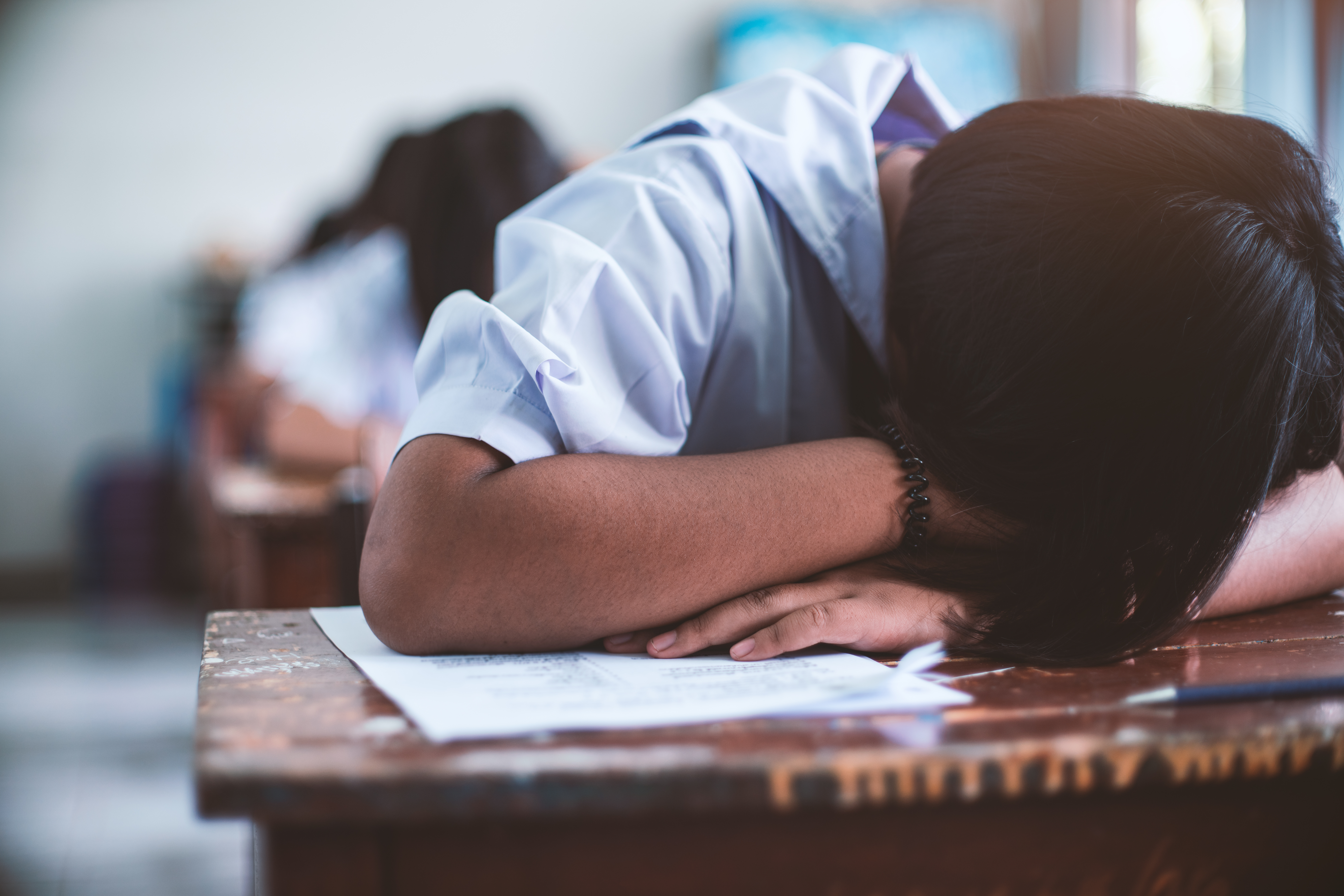 Can students “catch” attention? Introducing “Attention Contagion ...